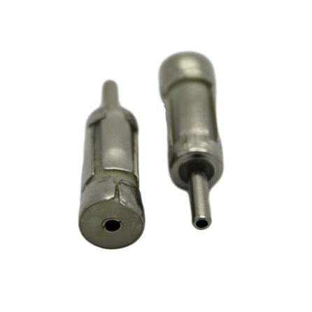 Grundig Male Connector (1pc) – CABLESmart